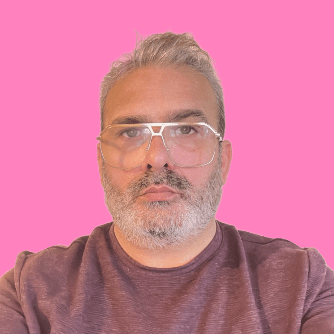 Ménage Antibes - Muzaffer Tayfun Ka - Aide ménagère à domicile